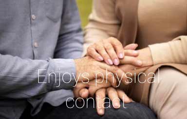 What Does It Mean When Someone Rubs Your Hand With Their Thumb? Here's ...